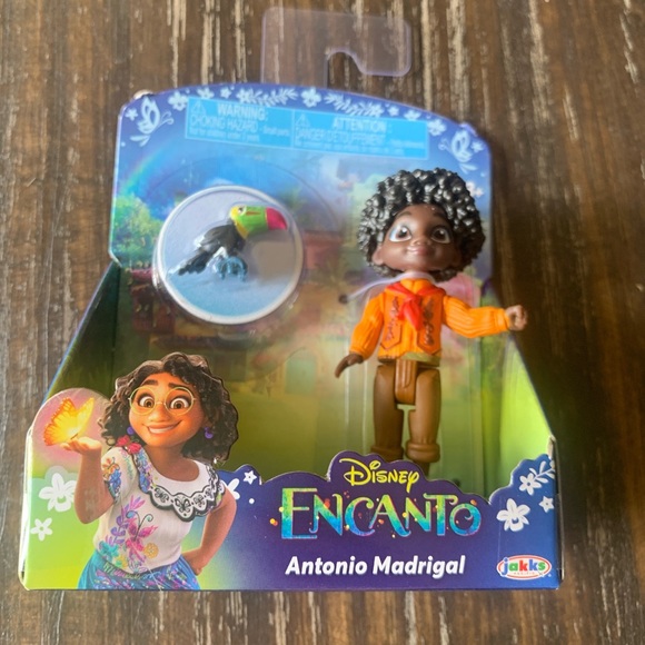 Disney | Toys | Disney Encanto Antonio Madrigal Mini 3 In Action Figure ...